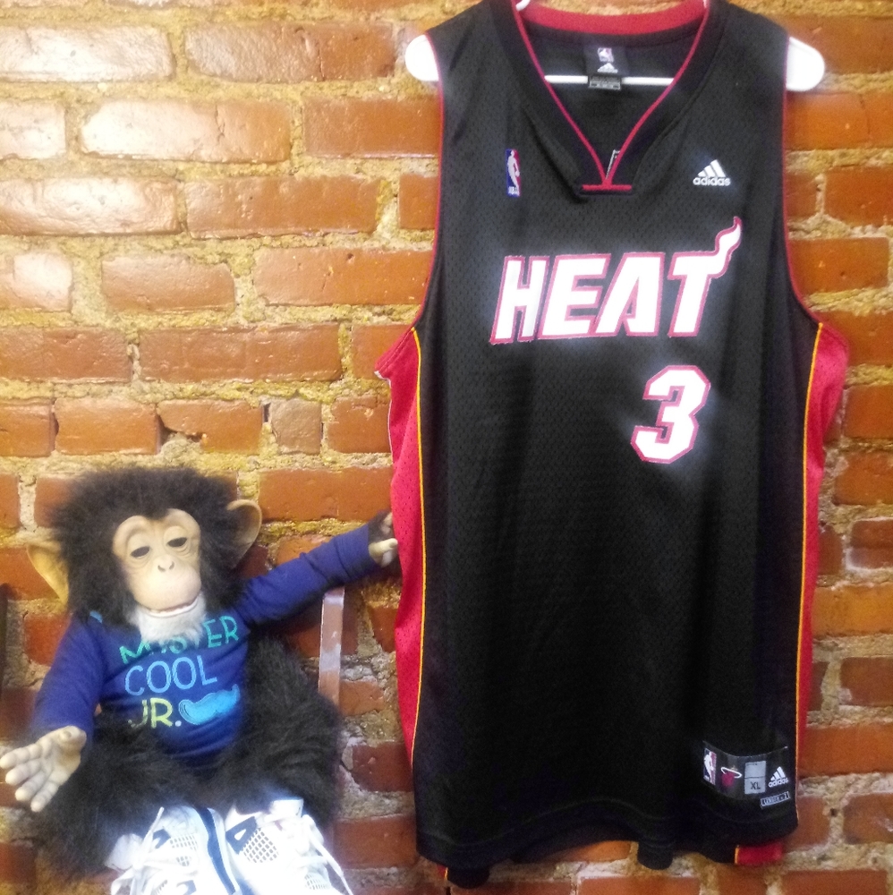 Rare Dawayne Wade Vintage Jersey - Gem